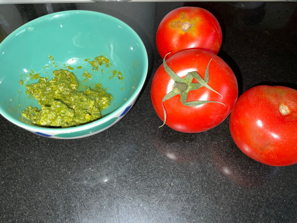 Tomato Salsa with Wild Garlic Pesto and Capers – Online Social Shop